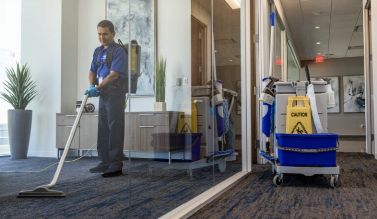 Expert Commercial Cleaning Services | Jani-King